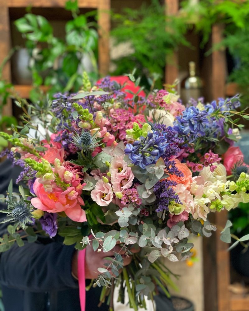 Farebná kytica viacdruhová :: Kvetinárstvo l www.rozvoz-kvetov.sk